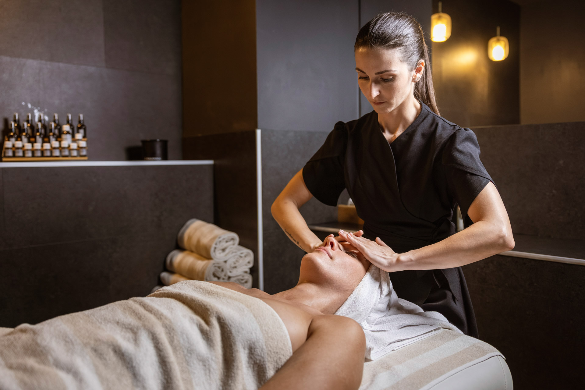 SPA + MASSAGE '50 - OSPITI HOTEL | FESTIVO | Hi Hotels Trento